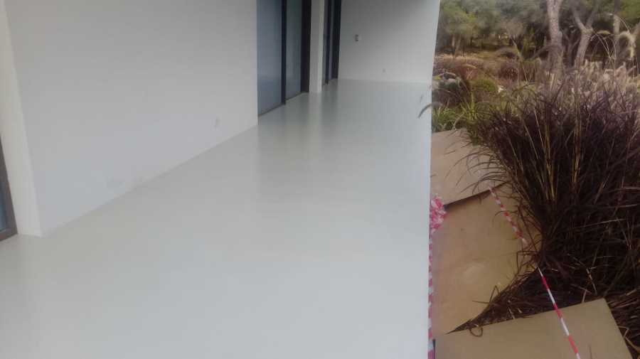 Foto: Microcimento de Catalin Stoina Unipessoal Lda #255575 - Habitissimo