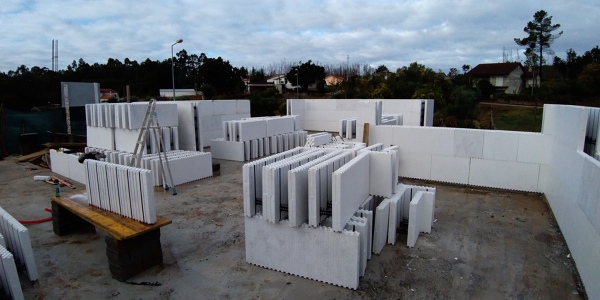 Foto: CF-insuflated Concrete Forms de Hilbon -Projetos E Construção Lda ...