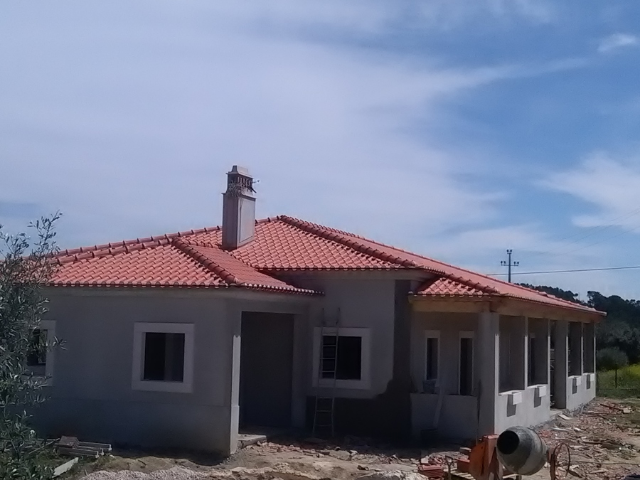 Foto: Construção de Alvenaria, Reboco e Telhado de Hvieraconstrutor ...