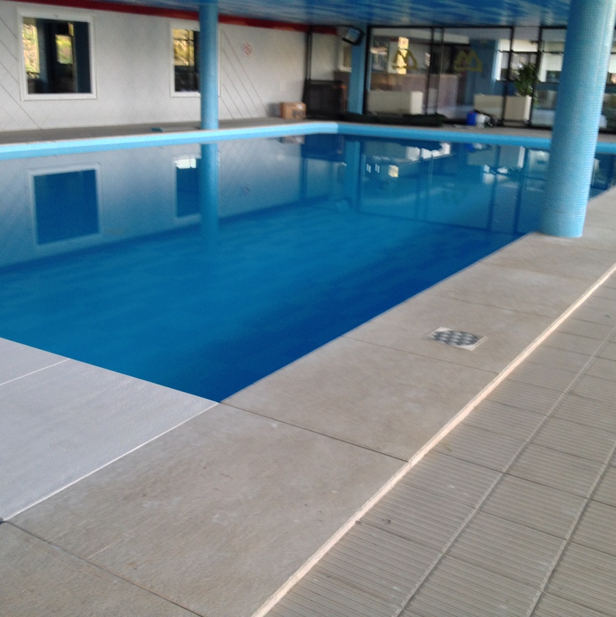 Foto: Piscina Interior de Jp Revestimentos, Isolamentos E Piscinas ...