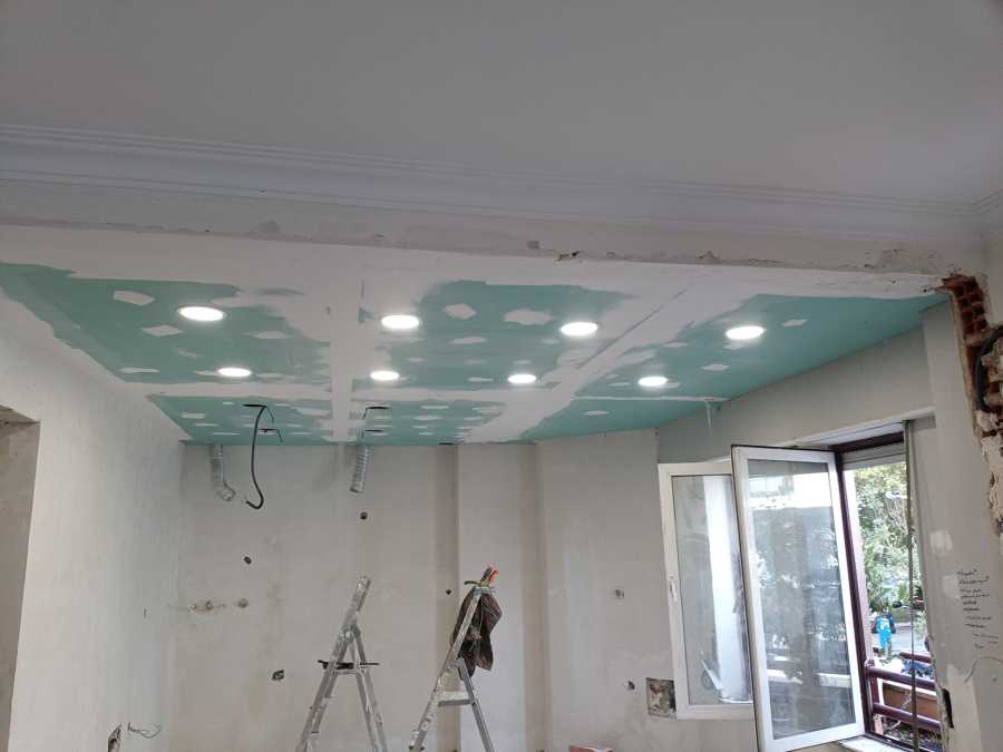 Foto: Tecto Falso Instalaçao Eletrica e Barramento de Construtora E ...