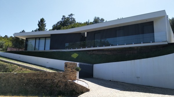 Foto: Alçado Principal de Rogério Correia, Arq. #170439 - Habitissimo