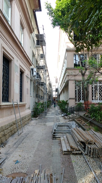 Foto: Corredor Blocos de Baruk Pinturas & Revestimentos Lisboa Lda ...