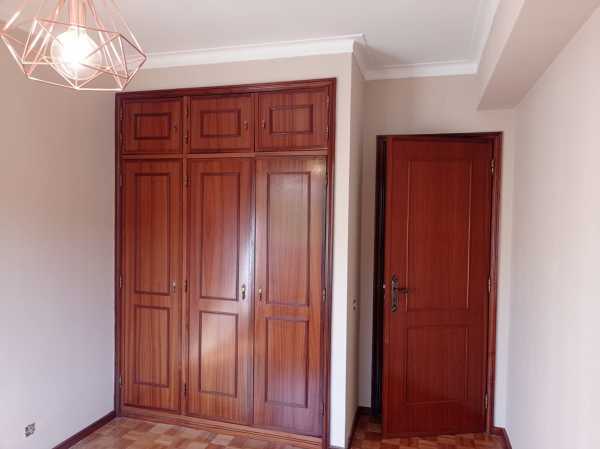 Foto: Pintura Quarto Cor Moka de Aguiar Pinturas #310824 - Habitissimo