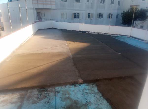 Foto: Quase Terminada a Betonilha de José António Soares Da Mina ...