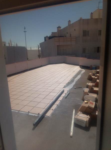 Foto: Soladrilho a ser Aplicado de José António Soares Da Mina #361183 ...